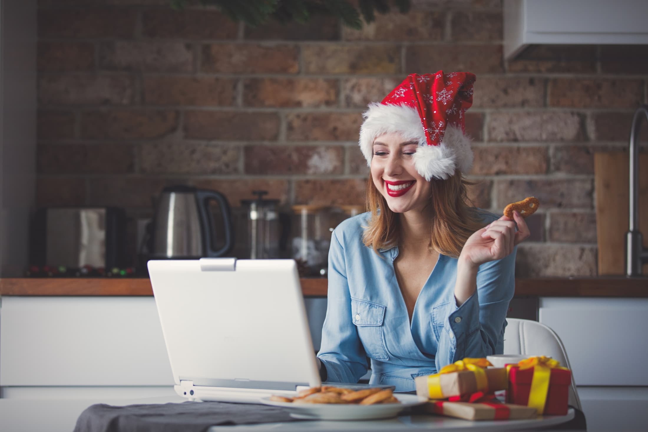 Virtual Holiday Cooking Party | Remote Team-Building with Rockoly